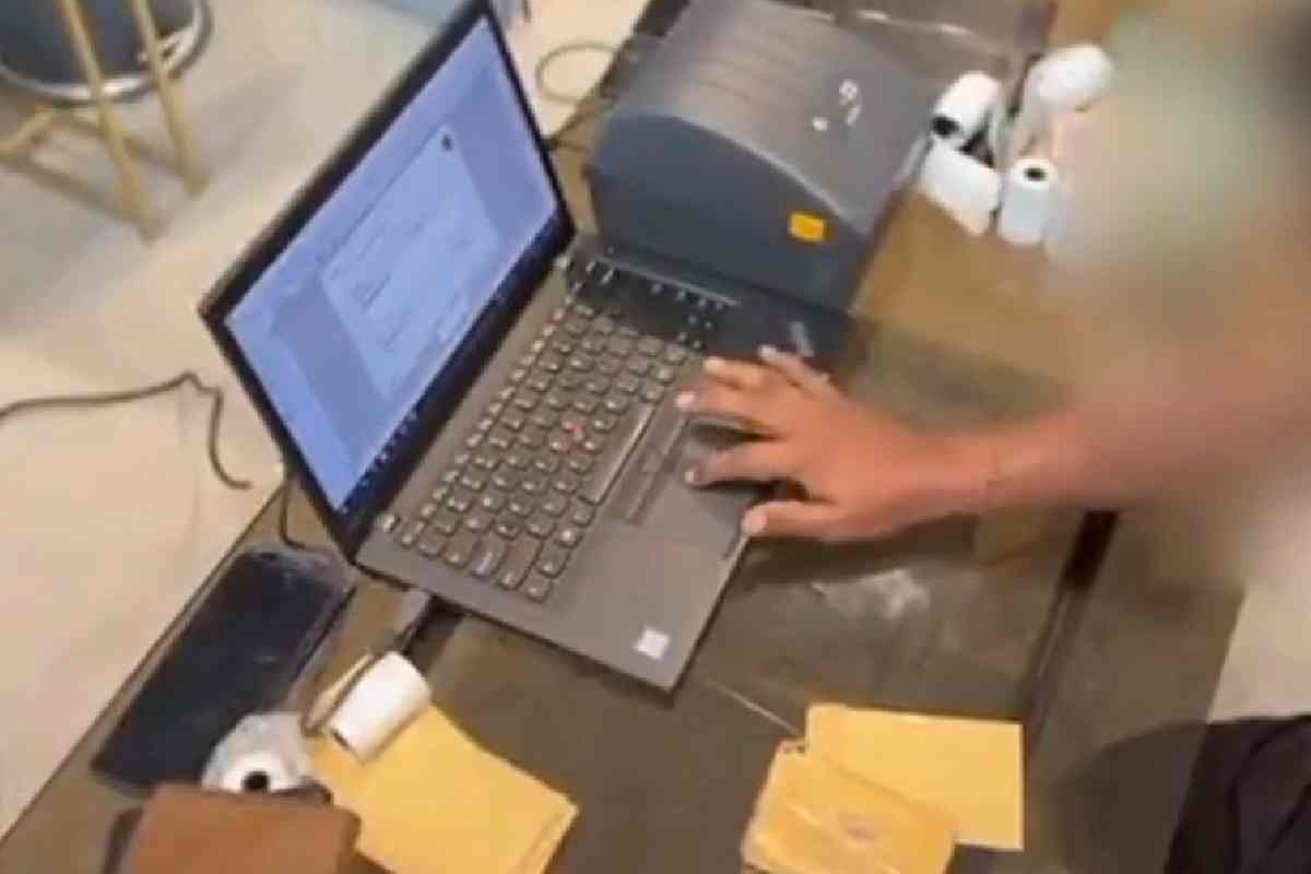 വ്യാജമായി ഔദ്യോഗിക സ്റ്റാമ്പുകൾ നിർമിച്ച് വിതരണം; കുവൈത്തിൽ പ്രവാസിക ...